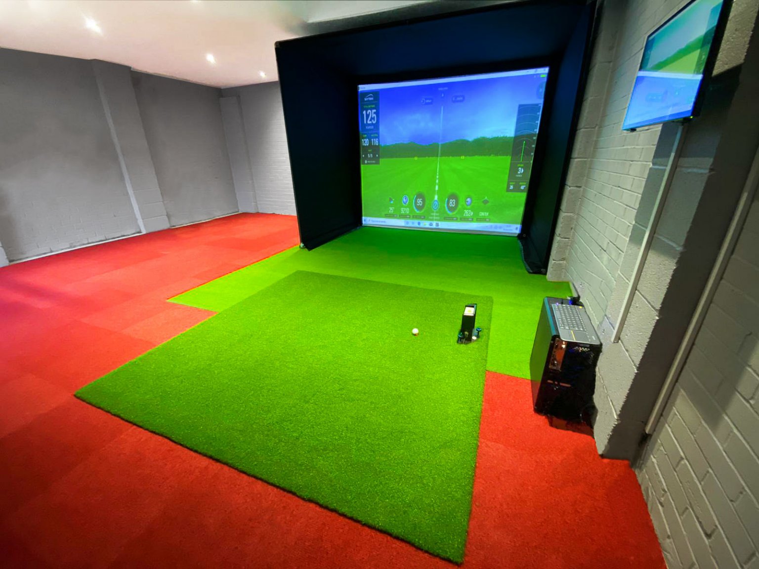 Spikemaster Carpet Tiles, spike proof, golf driving range