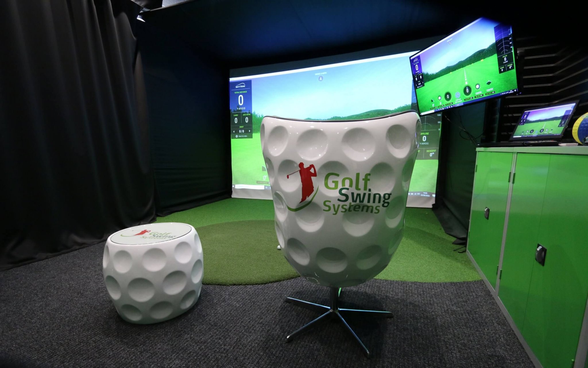 The Golf Ball Dimple Chair & Table | Golf Swing Systems