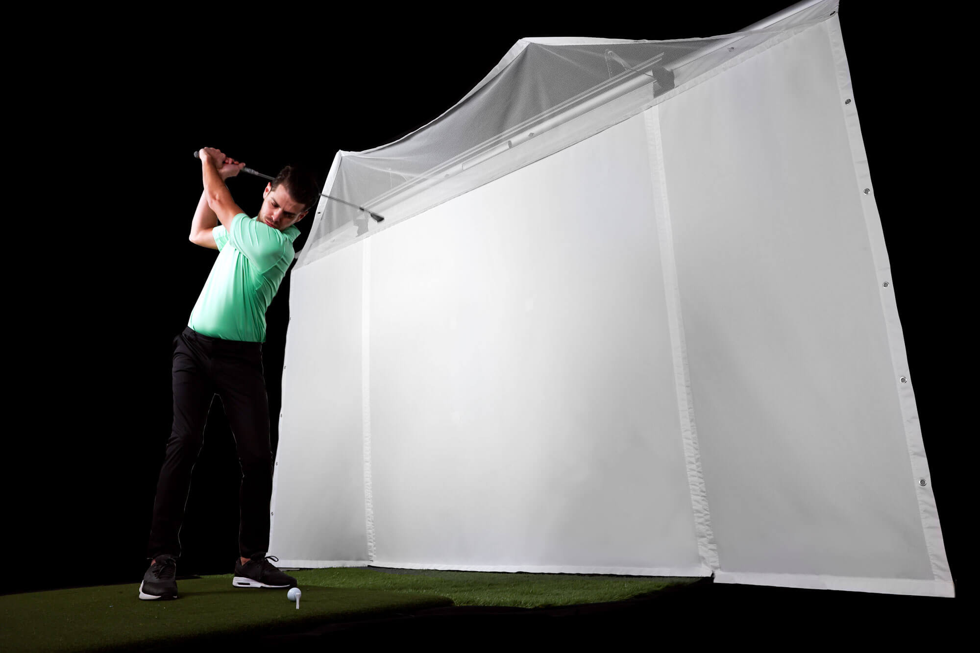 HomeCourse™ Retractable Pro Screen | Golf Swing Systems
